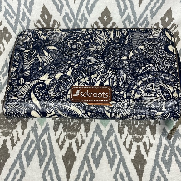 Sakroots | Bags | Sak Roots Wallet | Poshmark